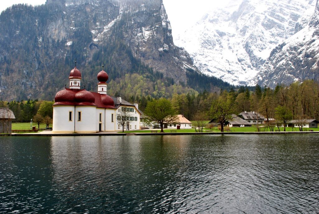 Top 10 Most Beautiful Lakes in Europe to Visit this Summer